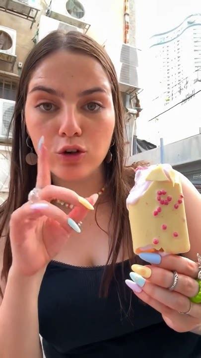 טועמת קראנץ׳ במבה אדומה חלק 2 Youtube