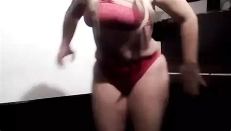 Sexy Blonde Singer Xhamster