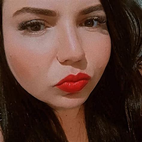 Rafaela Marques Rafaela2118 • Threads Say More