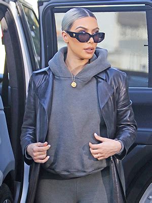 Kim Kardashian In Sweatpants Sweatshirts Still Looking Sexy Hollywood Life