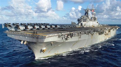 Uss Boxer The Second Amphibious Assault Ship Now Heading To Middle East