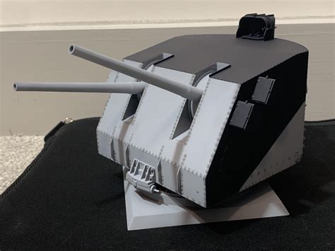 Finished painting up the Takom 1/35 5”/Mk.38 : r/modelmakers