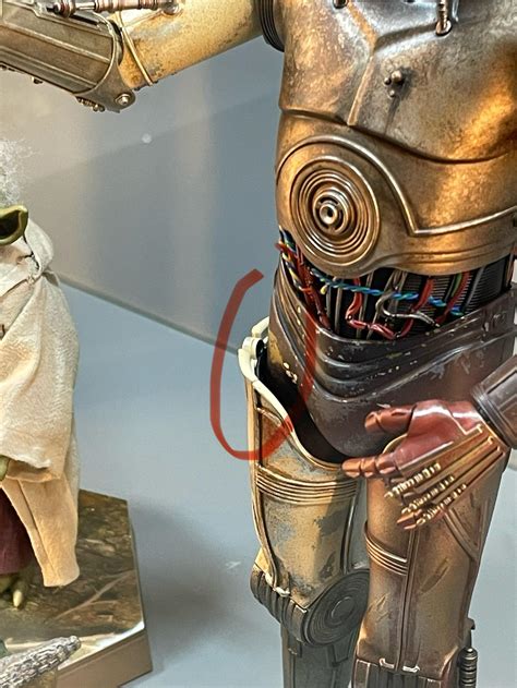 Is Any Else Having That Unpainted Edge Appears That All Youtuber Figures Got That Too Tried