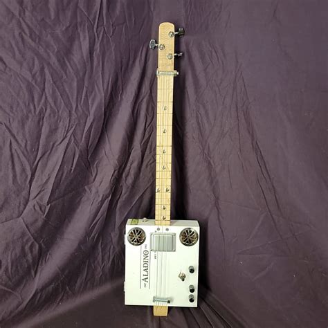 Fretless Electric Three String Cigar Box Guitar 113 Reverb