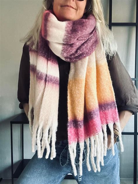 Skjerf Ninna Lilla Gul Mykt Og Varmt Til Høstbruk Viamaja