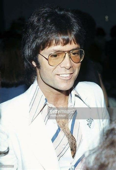 Pin On Cliff Richard Pix Sir Cliff Richard Singer Richard
