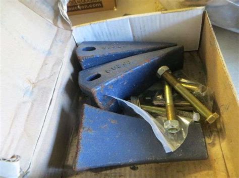 Excavator Or Backhoe Teeth Lambrecht Auction Inc