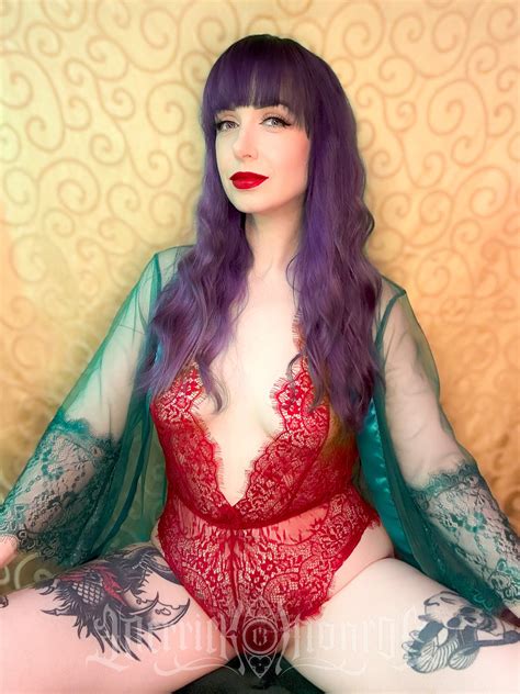 Mv Store Buy Items From Your Favorite Girls Manyvids