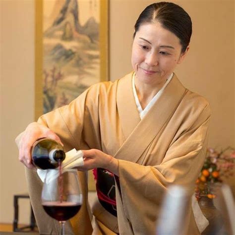 西本 久美子 Kumikonishimoto • Threads Say More