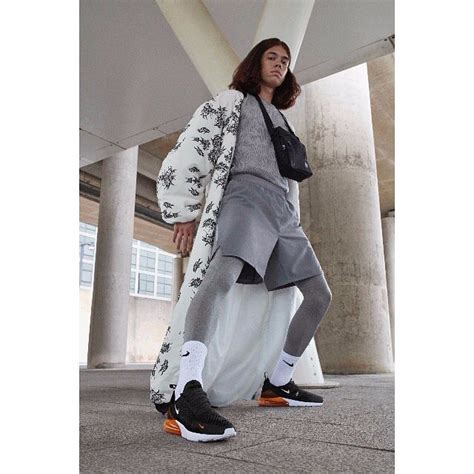 ⓂⓄⓉⒽⓎ ⒸⒶⓇⒺⓎ Mr Tim Carey • Instagram Photos And Videos