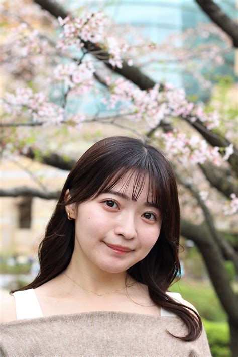 のぶたん（撮影会専用） On Twitter 南杏理 さん （ Minamiarincha ） 撮影地：六本木エリア 「弥生の空を薄紅色に舞う」 大天使あんりちゃん ファインダー