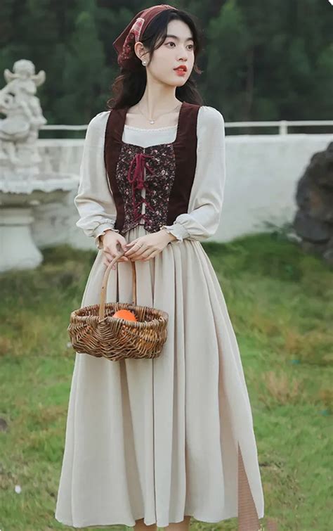 England Traditional Dress For Girl