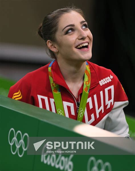 2016 Summer Olympics Artistic Gymnastics Women Uneven Bars Sputnik