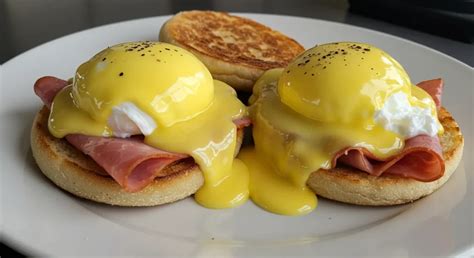 Easy Eggs Benedict Recipe Gains Gourmet