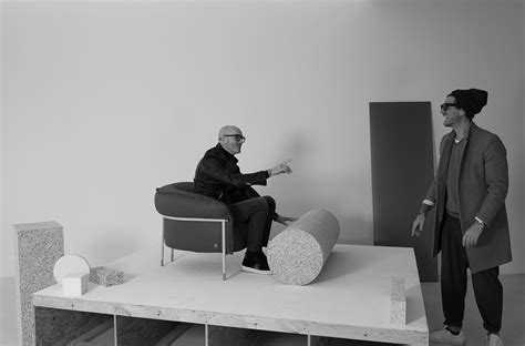 Cierre1972 Mac Armchair
