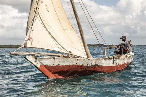 Freddie Mercury And The Lateen Rig — Southern Woodenboat Sailing
