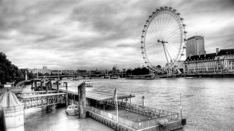 Black And White City Wallpapers Hd Pixelstalk