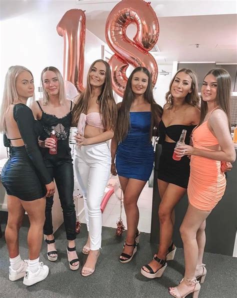 18 Club Scrolller