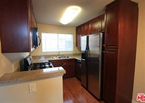 5550 Owensmouth Ave 305 Woodland Hills Ca 91367 Redfin