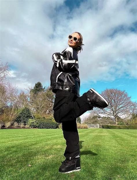 Talia😍 R Sidegirlies