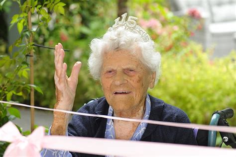 Ethel From Surrey 115 Is Now Worlds Oldest Living Person