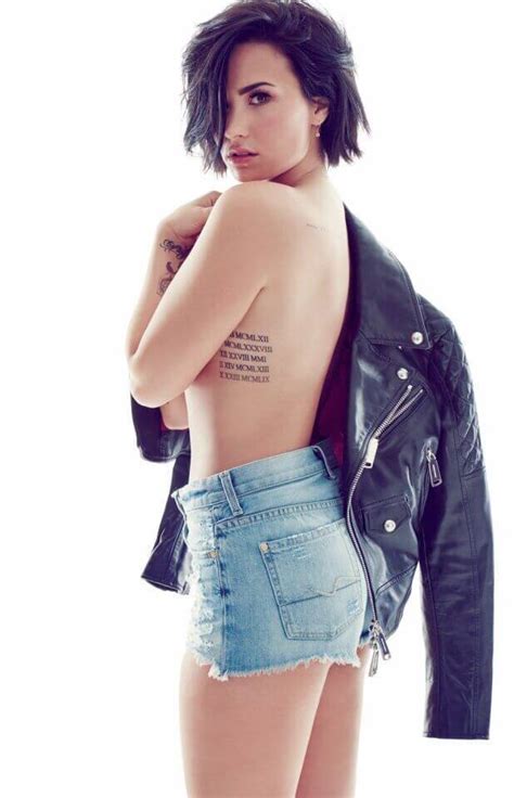 50 Hot And Sexy Demi Lovato Photos 12thblog
