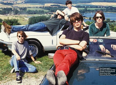 Slowdive The Shoegaze Pioneers Of The 90s 90s Britpop Style 90s