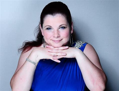 Bokbad Med Eirin Marthinussen Amanda Fra Haugesund