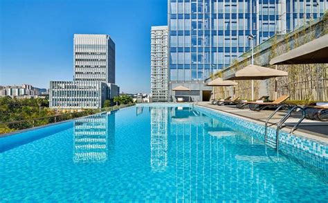 Beli Tiket Doubletree By Hilton Hotel Guangzhou Accommodation Package