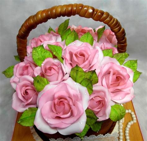 Корзина с розами