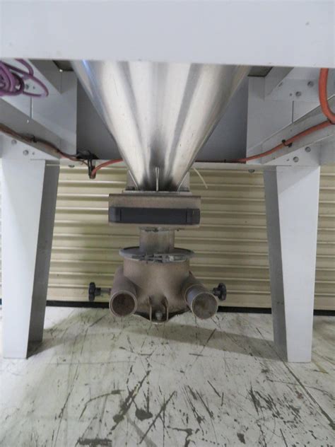 Wittmann Used Silmax E1200 Stainless Steel Drying Hopper 1200 L Yr