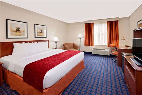Baymont Inn And Suites Byron Center Mi See Discounts