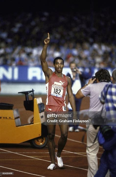 The International Meet Usa Renaldo Nehemiah Victorious Gesturing News Photo Getty Images