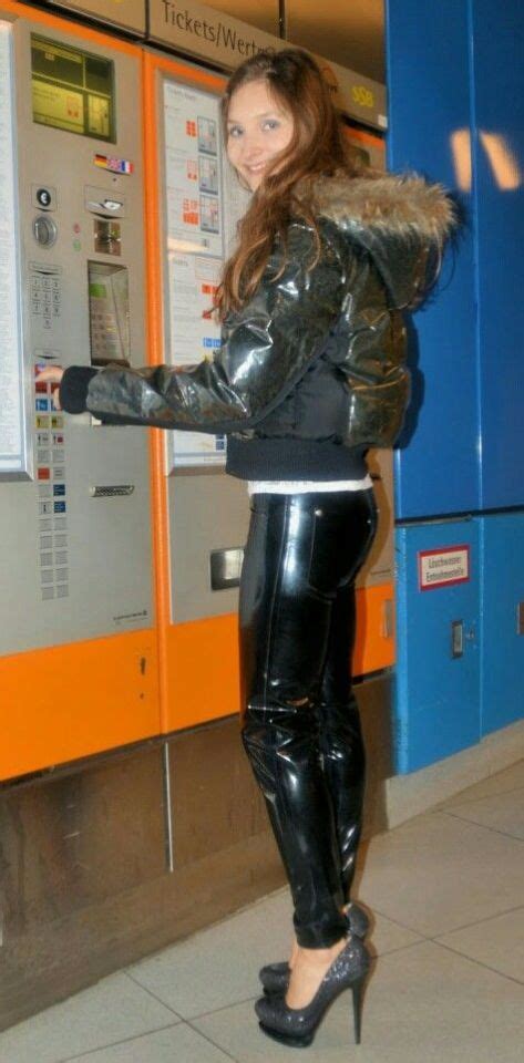 Damit Die Sissy Nicht Die Ganze Strecke Nach Hause Tumbex