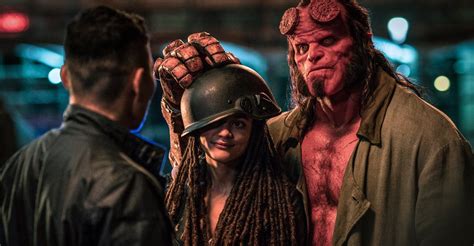 Hellboy Película Ver Online Completas En Español