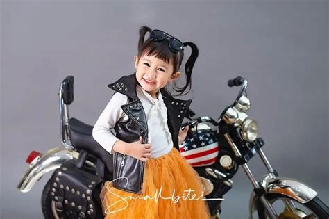 8 Portraits Of Khalisa Kartika Putris Daughter Who Gained Attention
