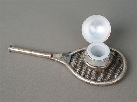 Чернильница «Теннисная ракетка и мячик», металл, серебрение, начало XX ...