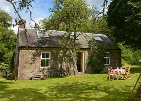 places to stay in angus visit angus