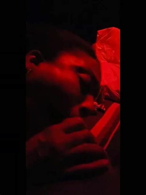 Red Light Special Head Me And My Beautiful Girlfriend Night Blowjob