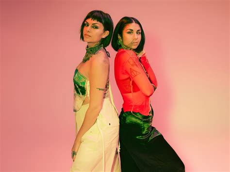 Krewella Solos Juntos
