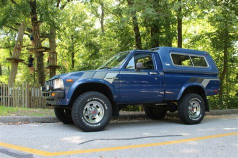 1983 Toyota Hilux 4x4survivororiginallow Miles22r5spdpickuptruck