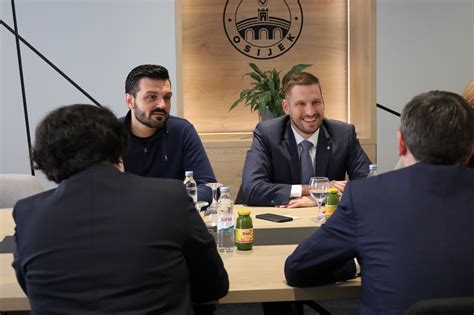 Gradonačelnik Ivan Radić Primio U Nastupni Posjet Veleposlanika