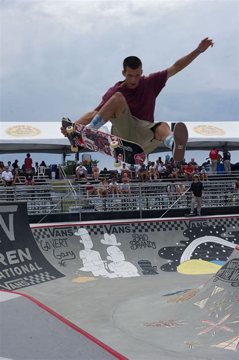 Alex Brunelle One Foot Tail Grab Van Doren Invitational Photo At
