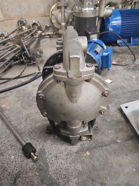 Used Aro 666101 244 C 1 Diaphragm Positive Displacement Pump