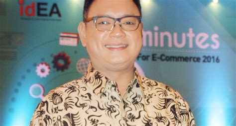 Ketua Umum Idea Daniel Tumiwa Batiklopedia