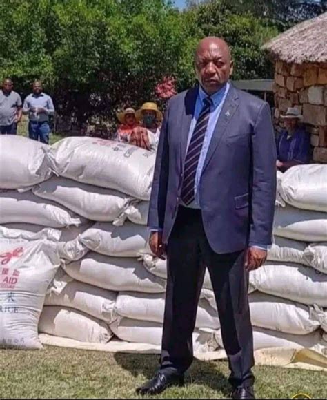 Thebe Feela Na Kannete Senepe Se Ne Se Hlokahala Ha Se Re Buoa Nete