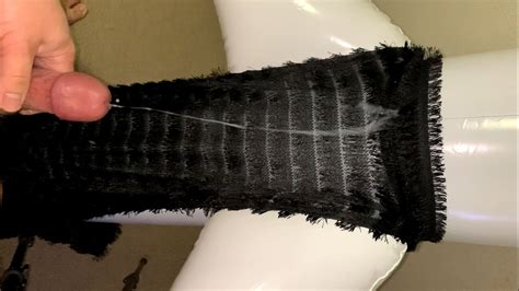 Kleiner Penis Der Auf Einem Bekleideten Aufblasbaren Flugzeug Kommt
