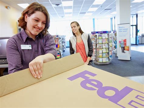 Fedex Agrees To 35 Million Settlement With Ny Over Cigarette Deliveries The Techee
