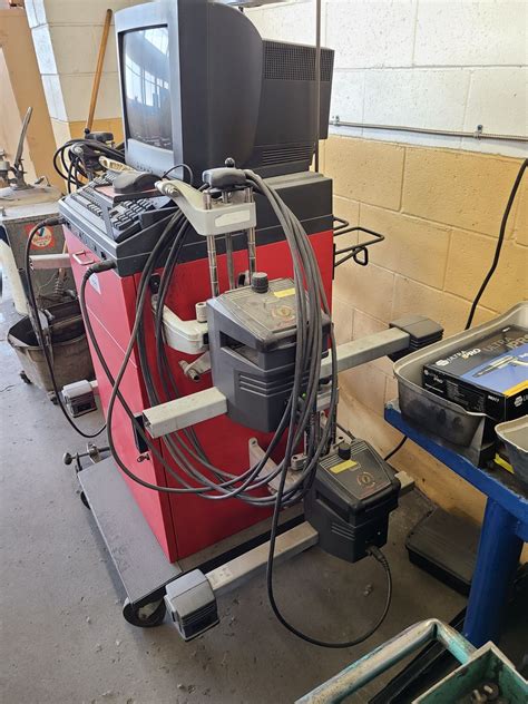 Hunter P611 Vehicle Wheel Alignment Diagnostic System With Dsp 300