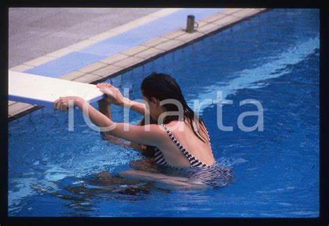35mm Vintage Slide1988 Gossip Scarlett Von Wollenmann In Piscina 23